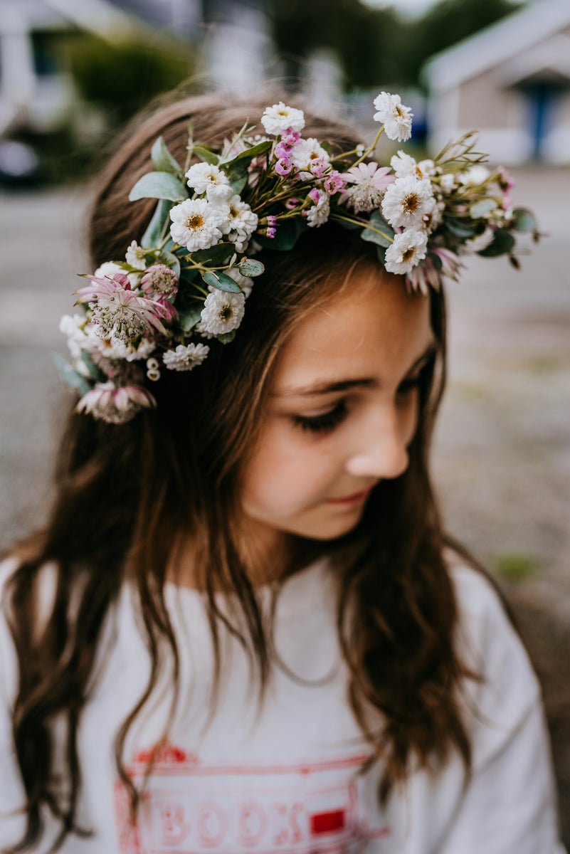 Cherub-Style Fresh Flower Crown Tutorial – Cedar House Living LLC